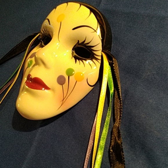 fancy faces | Wall Decor | Vintage Mardi Gras Mask Porcelain It | Poshmark